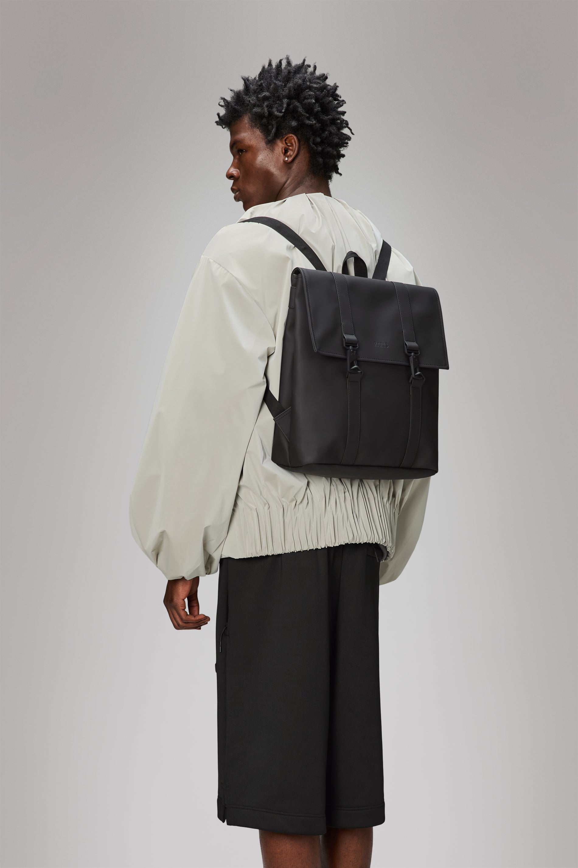 Rains® Navy MSN Bag für 80€ | Kostenlose Lieferung